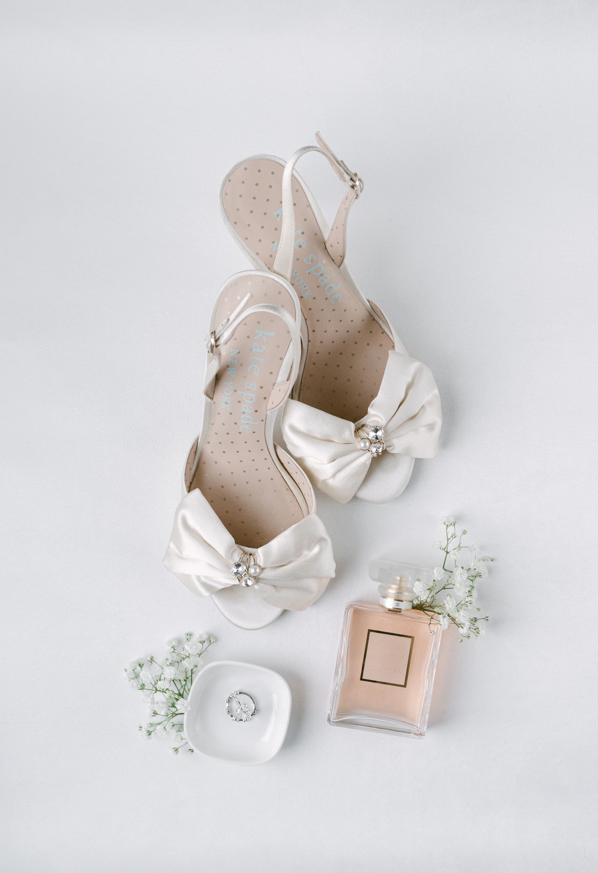 An Elegant Winter Wedding in Detroit | Jessica + Austin ...
